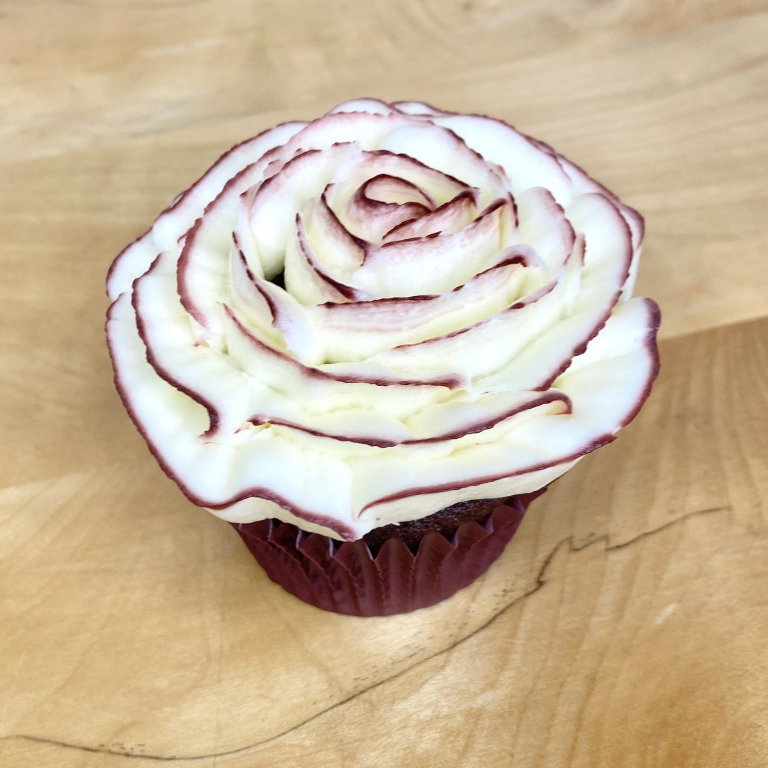 ‘Maroon’ Cupcakes – Gemma At Home