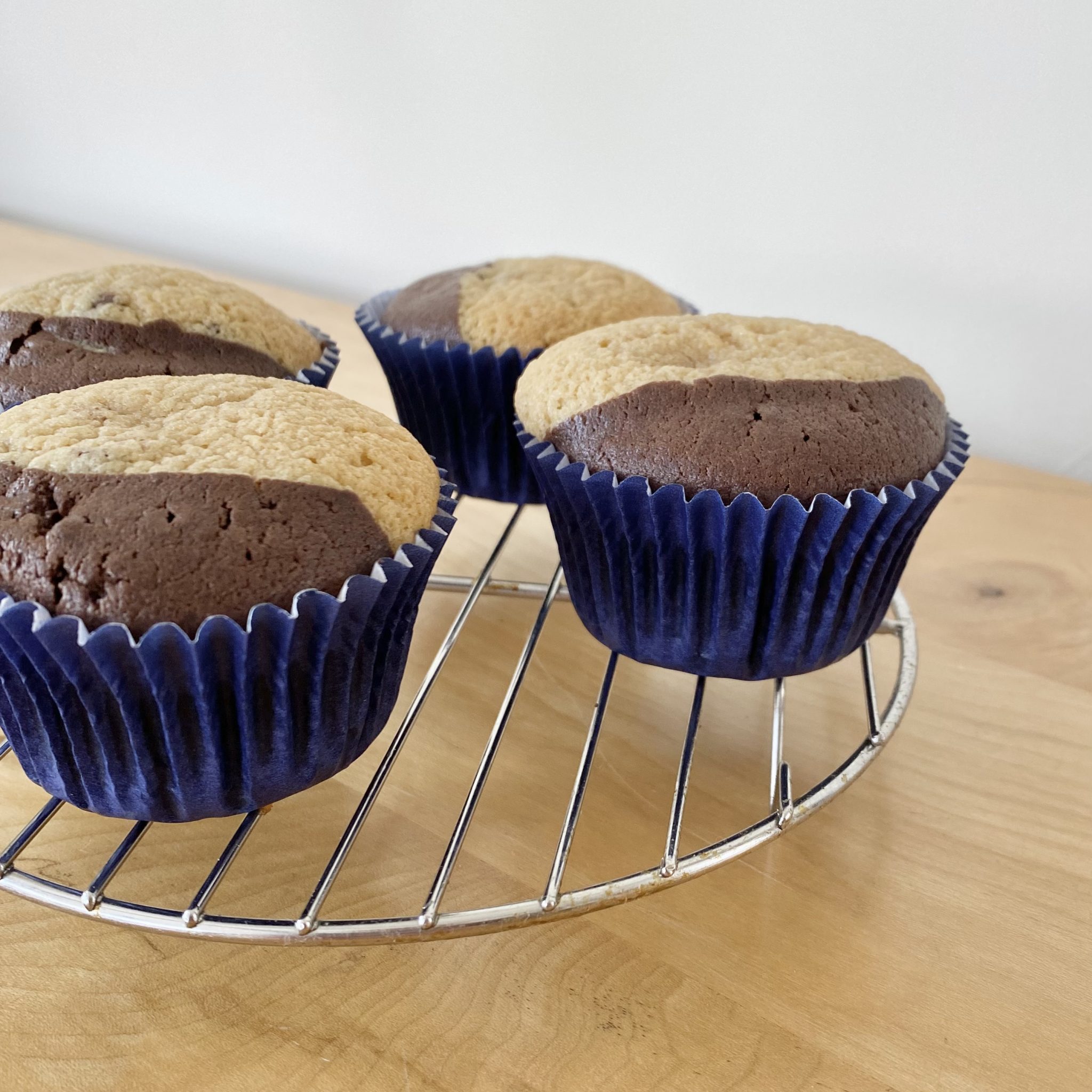 ‘Midnight Rain’ Cupcakes – Gemma At Home
